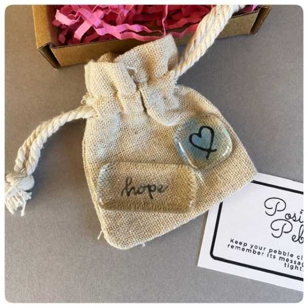Hope positivity pebble set - Handmade fused glass - Salvia Glass