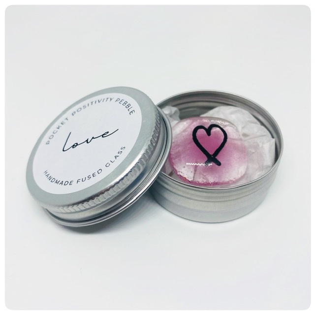 Love Pocket Hug Mini Tin Salvia Glass