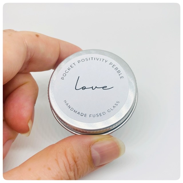 Love Pocket Hug Mini Tin Salvia Glass